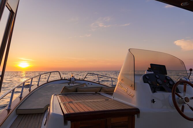 Private sunset boat tour in Ischia - Itinerary Breakdown: What You Can Expect