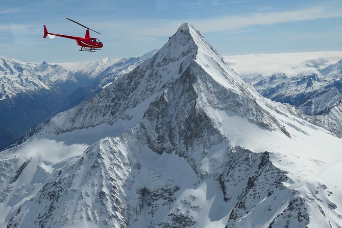 Private Swiss Alps helicopter tour over snow covered mountain peaks and glaciers - Detailed Breakdown of the Itinerary