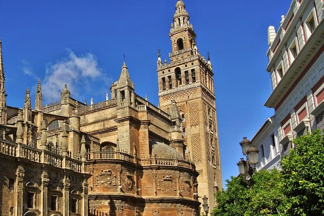 Private Tour Alcazar Ticket and Seville Cathedral - An In-Depth Look at the Tour Experience