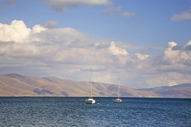 Private Tour to Tsaghkadzor, Sevan, Dilijan - Transport and Comfort