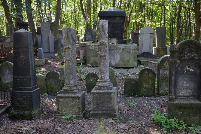 Private Tour: Warsaw's Jewish Heritage by Retro Fiat - Exploring Warsaw’s Jewish Heritage in Depth