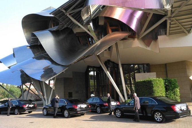 Private Transfer from Biarritz to Bilbao Cruise Port - Key Points