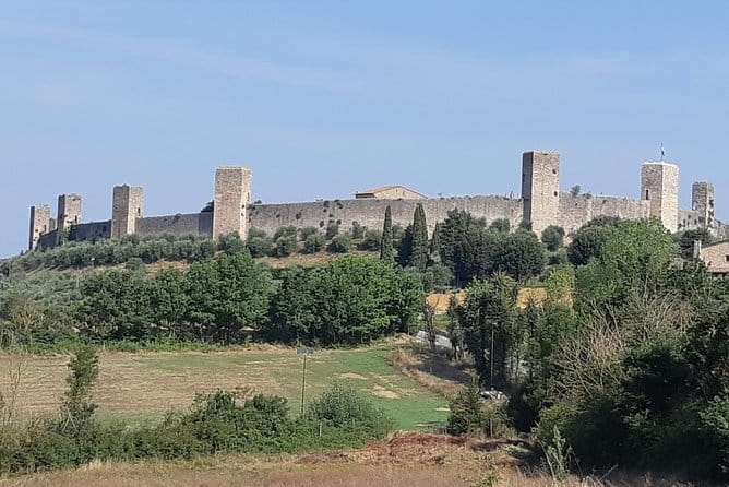 PRIVATE TRANSFER from Florence to Siena with stop in S Gimignano & Monteriggioni - The Itinerary in Detail