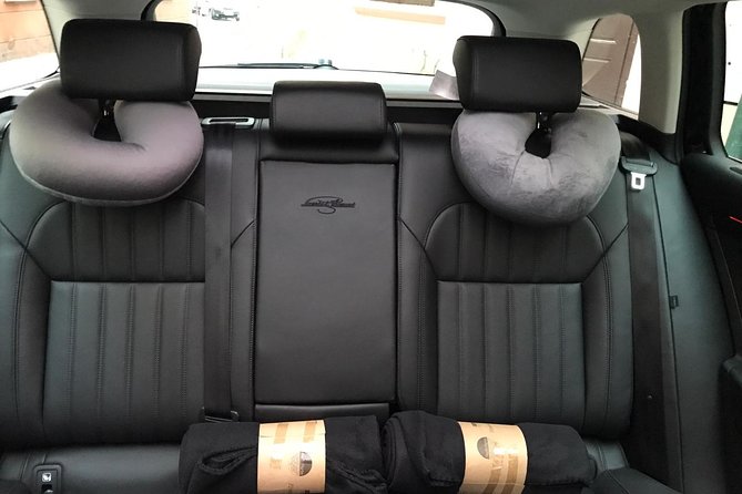 Private Transfer from Prague Airport to the City Centre - Arriving in Prague: What to Expect