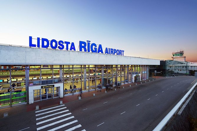 Private Transfer From Riga City Center To Riga Airport - The Details of the Transfer Experience