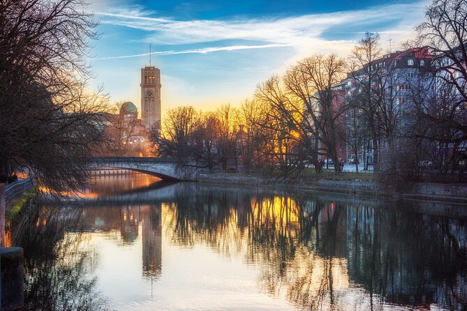Private Transfer from Salzburg to Munich 2h Stop in Hallein - Detailed Review of the Experience