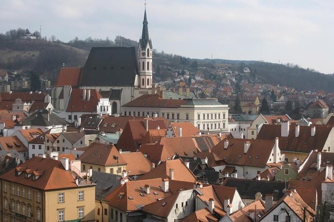 Private transfer in a Sanitized Car Prague to Vienna with 2h stop Cesky Krumlov - The 2-Hour Stop in Cesky Krumlov: A Highlight