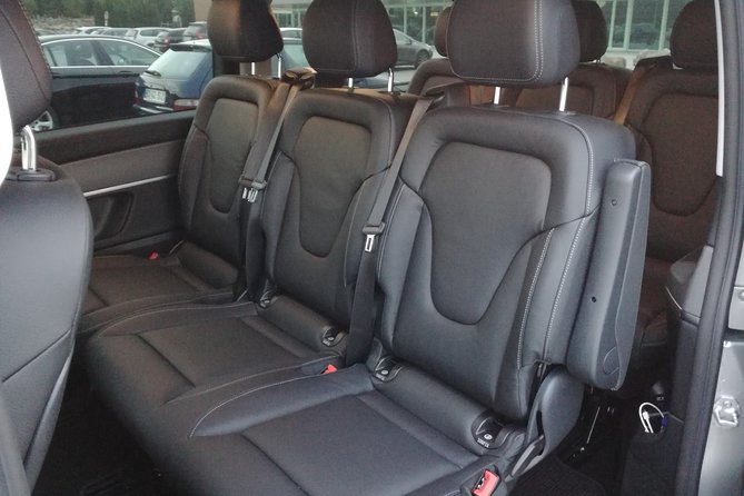 Private transfer Lisbon / Porto with tour included. - An In-Depth Look at the Experience