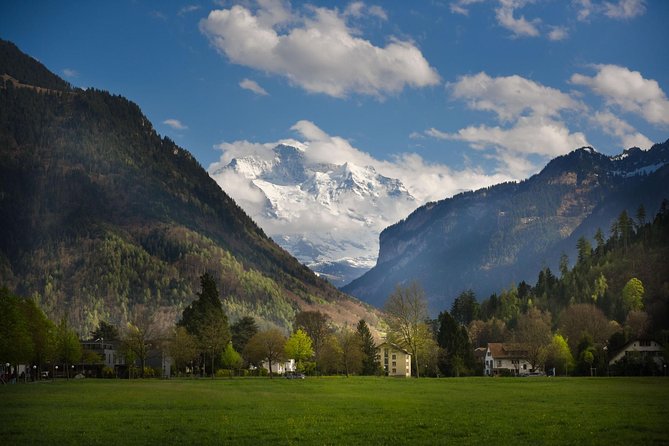 Private Trip from Geneva to the Swiss Capital - Bern & Paragliding in Interlaken - Key Highlights of the Tour
