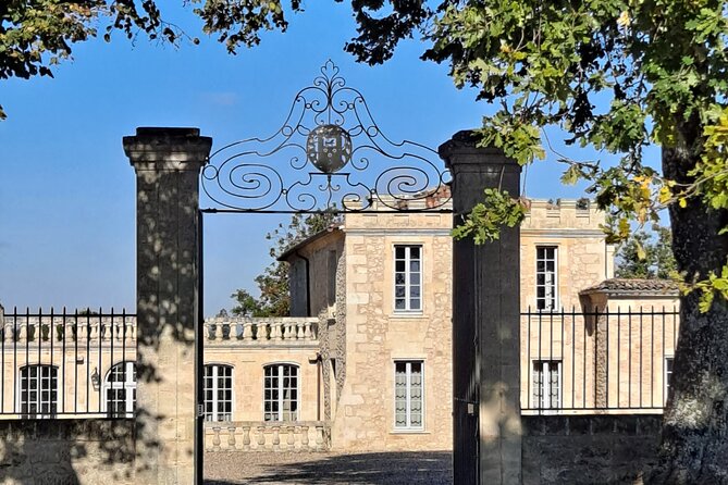 Private Wine Lovers - Super St Emilion - behind the scenes visits top chateaux and medieval town - Behind-the-scenes visits and tastings