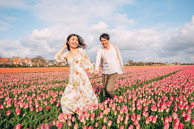 Professional Photoshoot at Private Tulip Field - What to Expect from Your Private Tulip Photoshoot