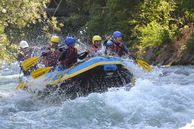 Rafting at the foot of Mont Blanc in Chamonix - An Itinerary Designed for Thrills and Scenic Views