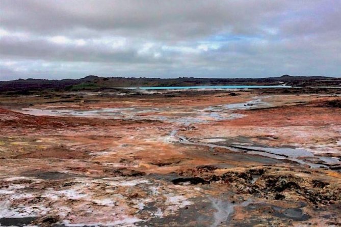 Reykjanes Peninsula & Blue Lagoon (Premium Admission Included) - Exploring the Earth’s Tectonic Playground: Kleifarvatn Lake