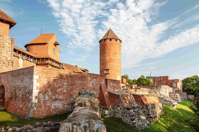 Riga to Sigulda & Cesis: Explore Latvias Medieval Castles - Who Will Love This Tour?