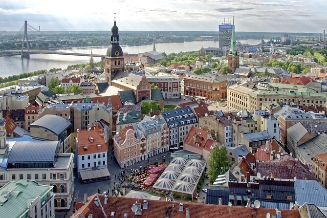 Riga to Vilnius - Sightseeing transfer - Why Choose This Tour?