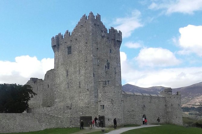 Ring of Kerry & Skellig Ring - Private Tour - A Full Day of Coastal Wonders and Cultural Gems