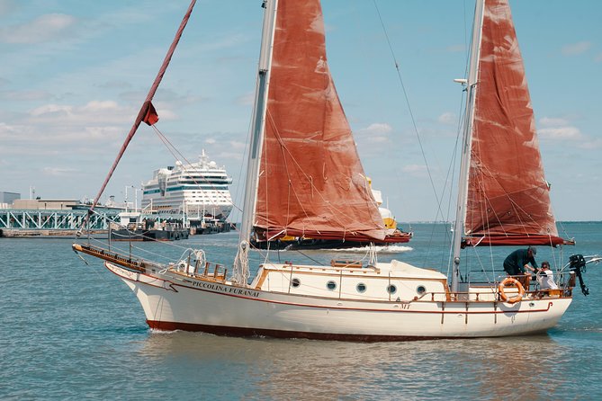 Romantic Lisbon on a Lovely Vintage Sailboat - An Overview of the Experience