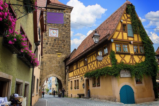 Rothenburg ob der Tauber Private Walking Tour With A Professional Guide - What Makes This Tour Stand Out