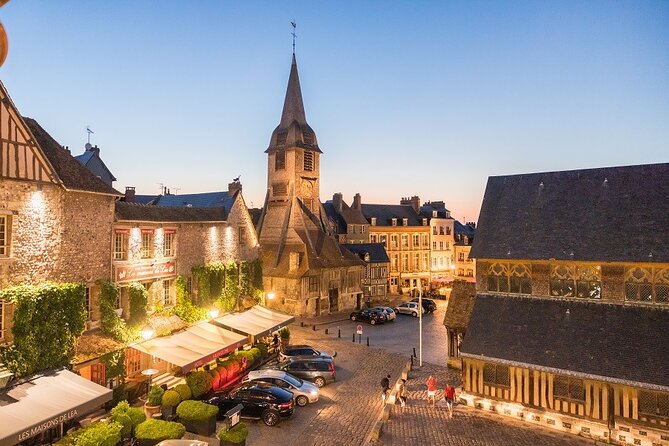 Round-trip shuttle transfer between Le Havre and Honfleur - Transportation quality and comfort