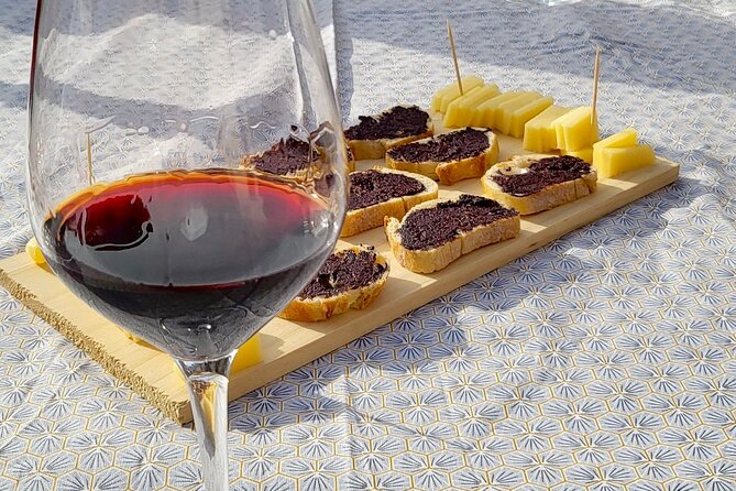 Saint-Emilion Afternoon Tour - 2 Wineries, tastings & delicacies - The Itinerary Breakdown: What to Expect