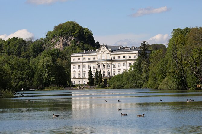 Salzburg On the Traces of Mozart Private Tour - Exploring the Salzburg Mozart Tour Itinerary