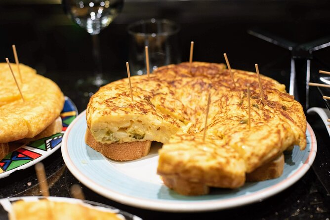 San Sebastian Centro Neighborhood Pintxos & Wine Tour - An Inside Look at the Tour Experience