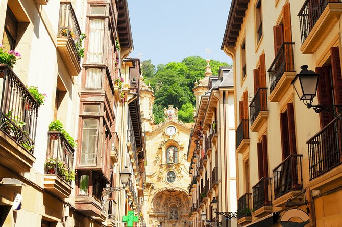 San Sebastian Scavenger Hunt and Highlights Self-Guided Tour - Authenticity and Value for Money
