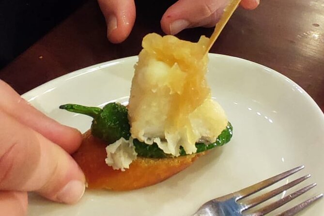 San Sebastián's Culinary Gems: A Pintxo Tour for Foodies - An Authentic Taste of San Sebastián: Whats Included?
