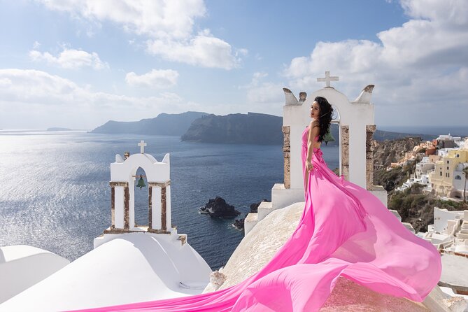 Santorini 2hrs Flying Dress Photoshoot with Transportation - Why Choose a Flying Dress Photoshoot in Santorini?