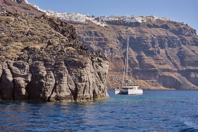 Santorini: Caldera Private Catamaran Cruise with Meal & Drinks - The Itinerary in Detail