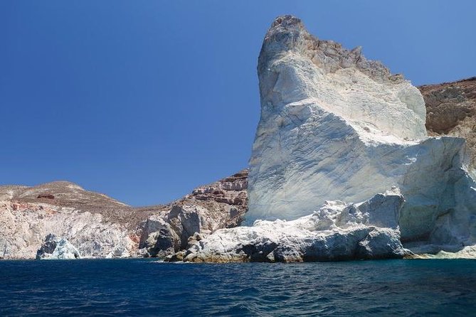 Santorini Private Motor Yacht Cruise - A Closer Look at the Santorini Private Motor Yacht Cruise
