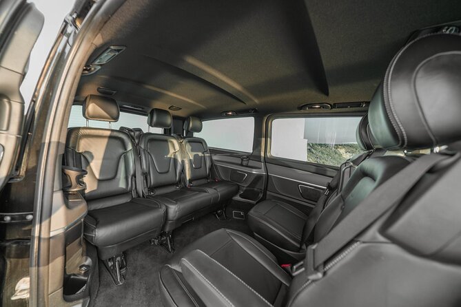 Santorini Private Transfer From and To Port - What to Expect from Your Santorini Port Transfer