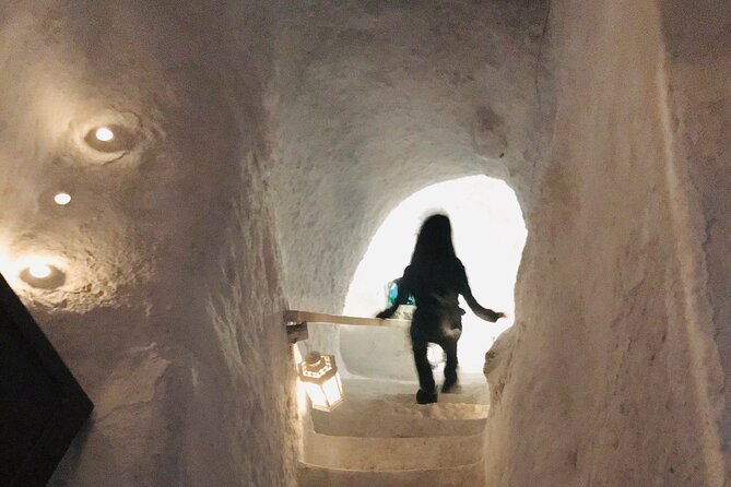 Santorini wine tasting and Traditional Cave Settlement Tour - An In-Depth Look at the Tour Itinerary