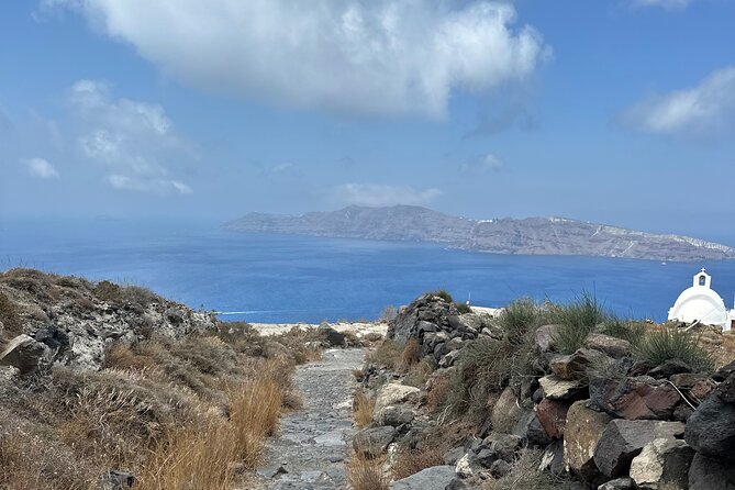 Santorini's Famous Fira to Oia Hike: A Private tour Adventure - Why This Santorini Hike Stands Out