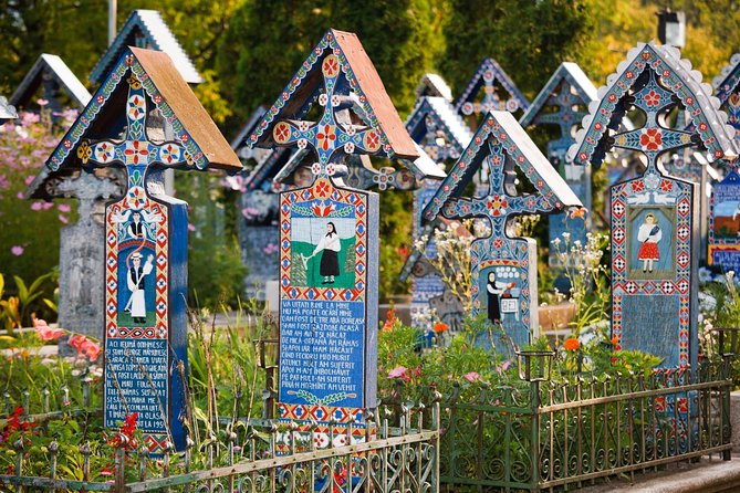 Sapanta & Merry Cemetery walking tour - Exploring the Itinerary in Detail