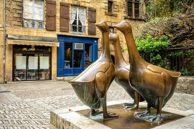 Sarlat Gourmet Tour and Market Visit - Exploring the Experience in Detail
