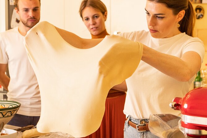 Schnitzel and Strudel: Shared Cooking Class - Who Should Consider This Experience?