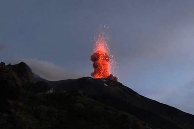 Sciara del Fuoco from the sea, night tour SMALL GROUP - The Itinerary: Close Encounters with a Fiery Mountain
