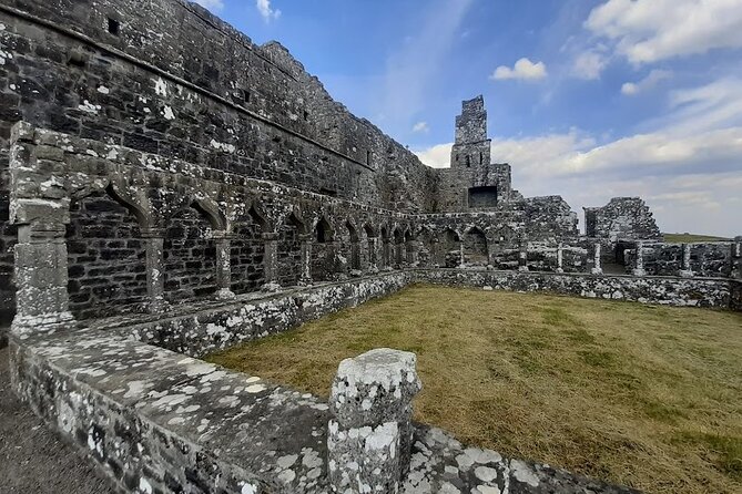 Sean's Bar, Athlone Castle and Clonmacnoise Monastery - The Practicalities: What You Need to Know
