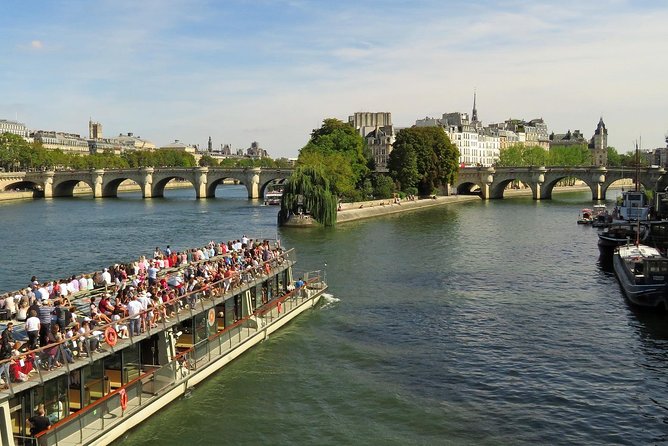 Seine River Cruise & French Crepe Tasting by the Eiffel Tower - What the Reviews Say: Authentic Traveler Perspectives