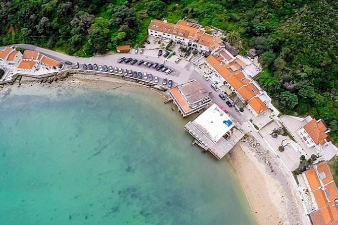 Serra Arrábida-Azulejos Natural Park private tour and wine tour departure Lisbon - Key Points