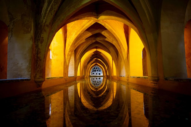 Seville Alcázar: Guided Premium Tour with Priority Entrance - Itinerary: What’s Included and What to Expect