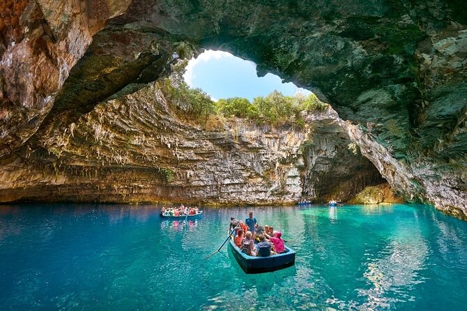 Shore excursion Melissani Cave and Myrtos Beach Swim stop - Key Points