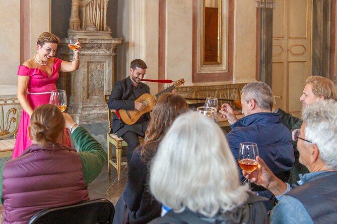 Siena: Intimate Opera Concert & Tour in Piazza del Campo - What the Tour Includes