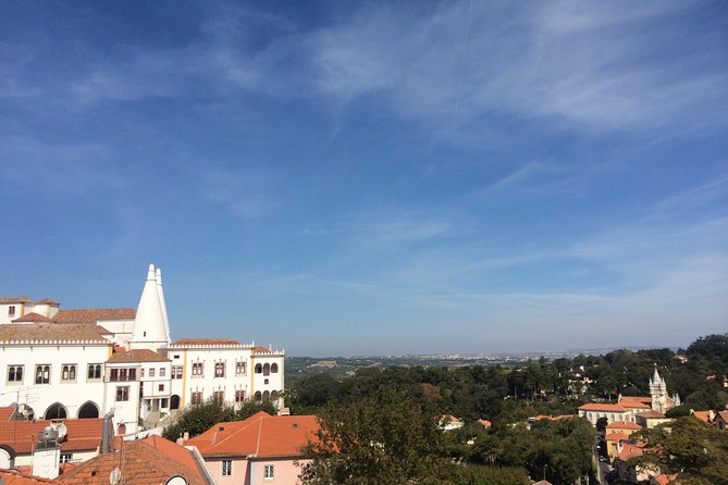 Sintra, Cabo da Roca and Cascais Fullday Exclusive tour - Discovering Sintra: The Romantic Town