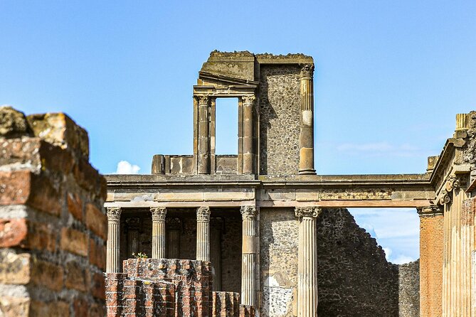 Skip the Line Pompeii Guided Tour Small Group or Private Option - Key Points