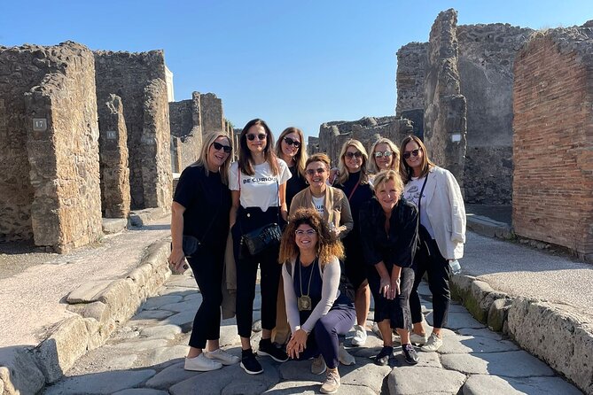 Skip-The-Line Tickets VIP Small Group Tour To Pompei and Vesuvius - Why Choose a VIP Small Group Tour?