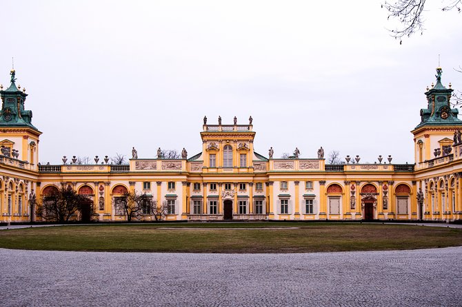 Skip-the-Line Wilanow Palace and Gardens Private Guided Tour - An Inside Look at the Wilanow Palace Tour