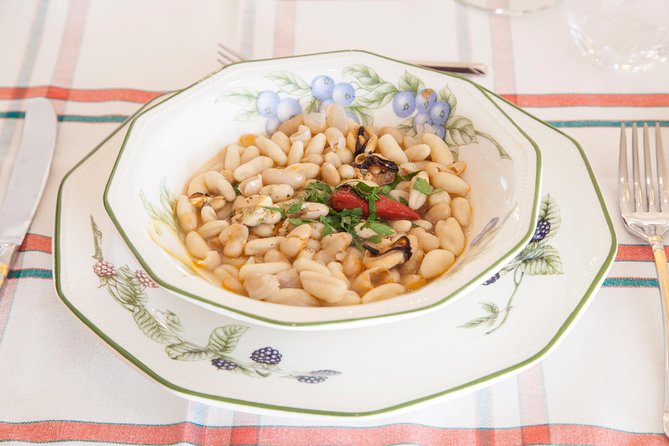 Small Group Market tour and Dining Experience at a Cesarina's home in Brindisi - Exploring the Brindisi Market and Home Dining Experience