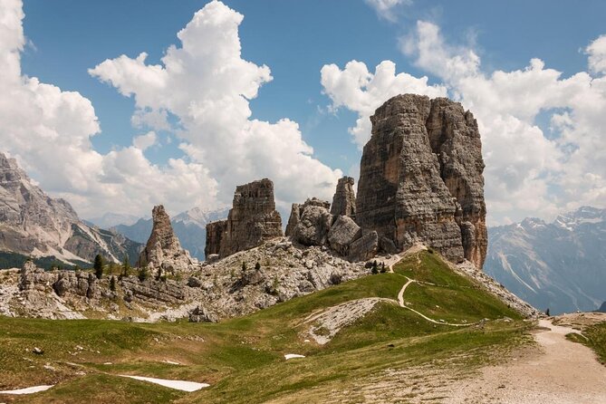 Snowshoe hike to the Cinque Torri - Who this Tour is Perfect For
